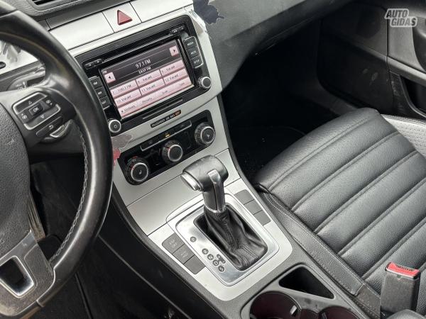 Черный Фольксваген CC / Passat CC 2011 в Каунас, объемом двигателя 2.00 л и пробегом 200 тыс. км за 1700 €, фото 9 на AUTOMOTO.COM.LV