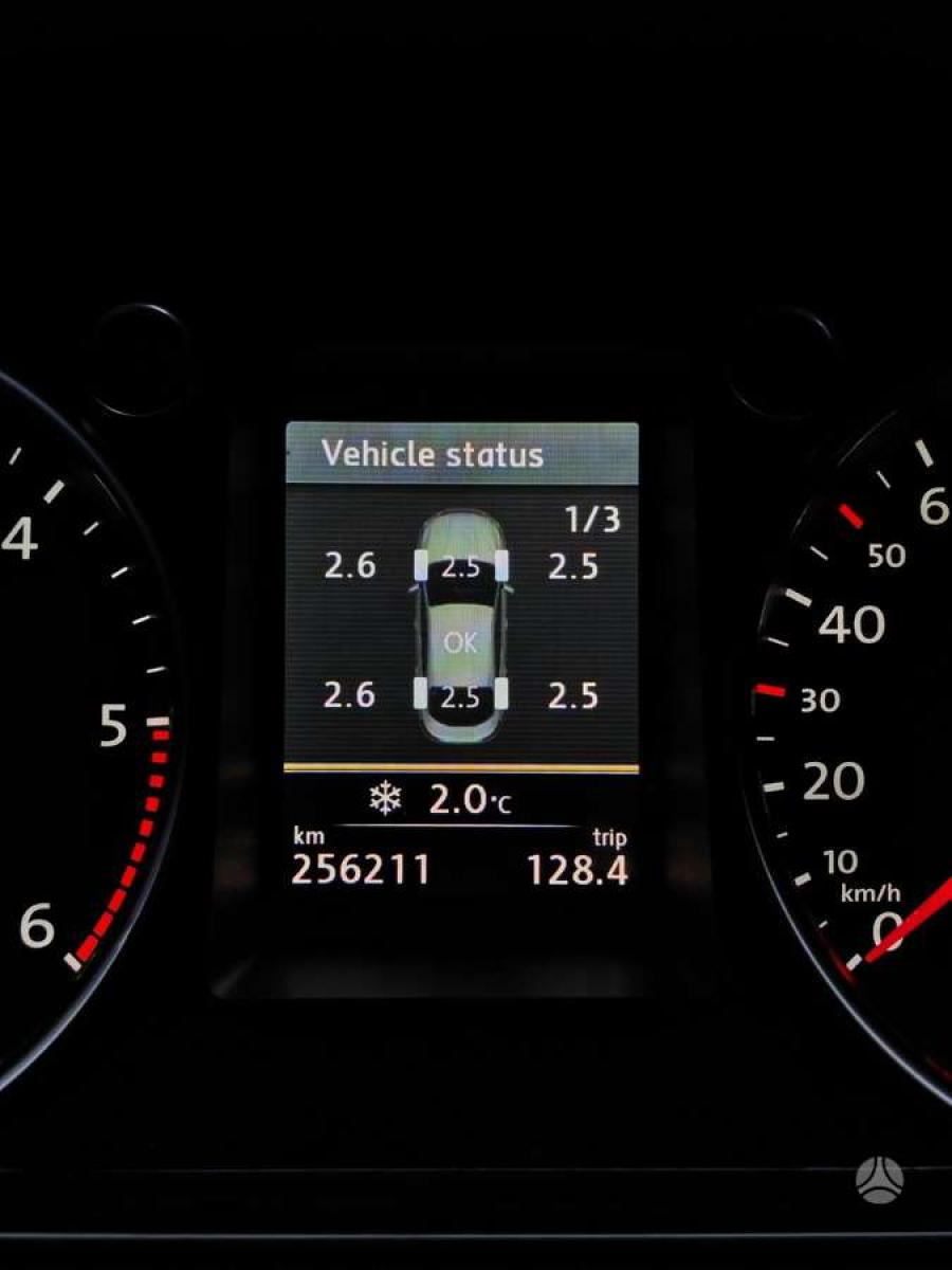 Черный Фольксваген CC / Passat CC 2012 в Клайпеда, объемом двигателя 1.97 л и пробегом 256 тыс. км за 8999 €, фото 38 на AUTOMOTO.COM.LV