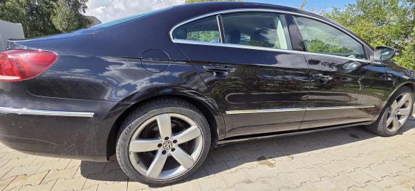 Black Volkswagen CC / Passat CC 2014 in Vilnius, with an engine capacity of 1.98 L and mileage of 195 thousand km for 5500 €, photo 5 on AUTOMOTO.COM.LV