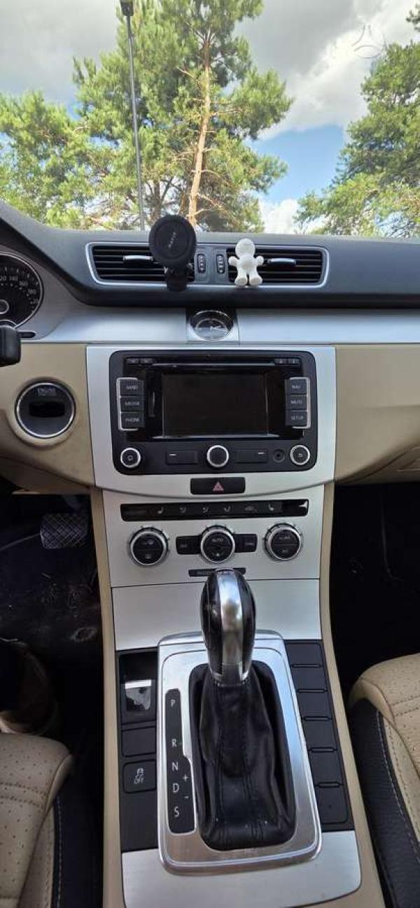 Black Volkswagen CC / Passat CC 2014 in Vilnius, with an engine capacity of 1.98 L and mileage of 195 thousand km for 5500 €, photo 10 on AUTOMOTO.COM.LV