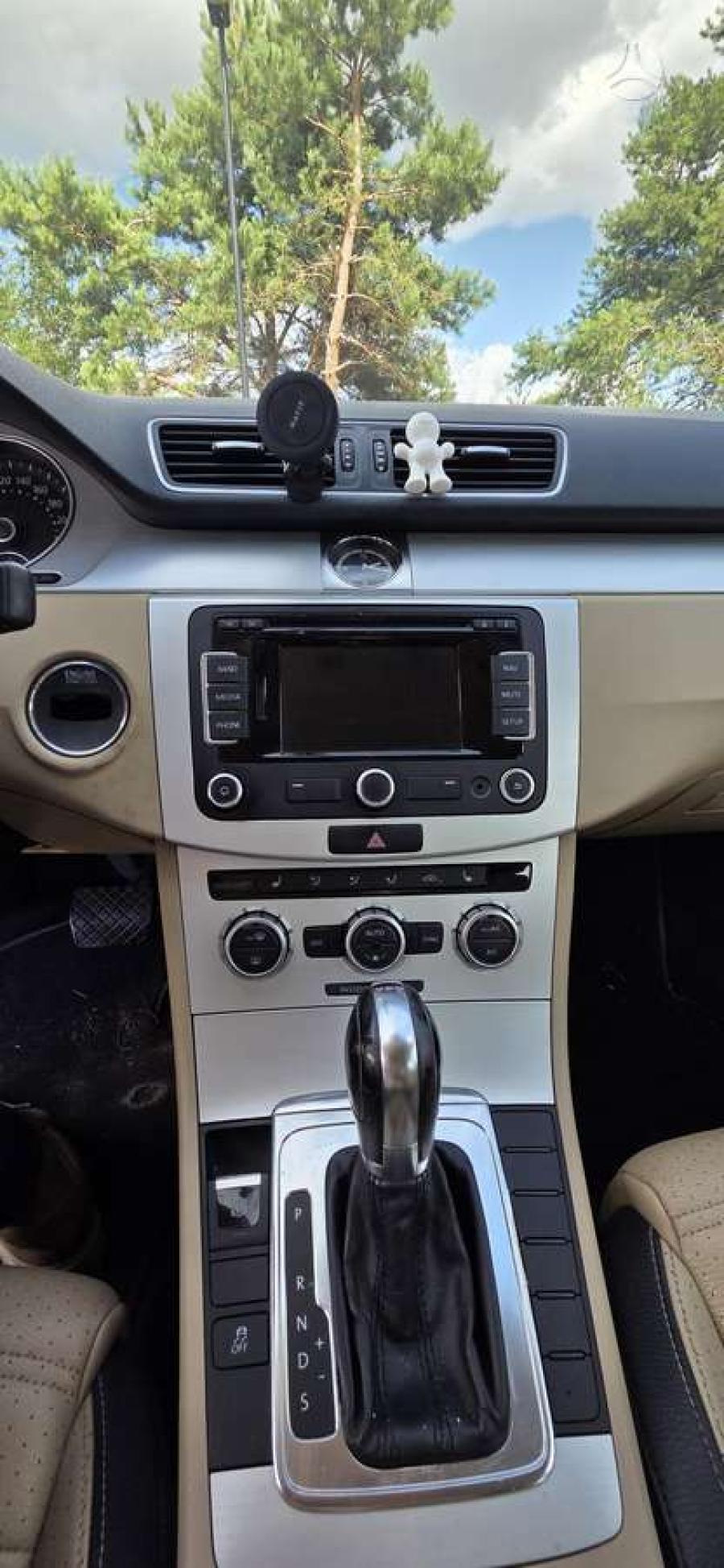 Black Volkswagen CC / Passat CC 2014 in Vilnius, with an engine capacity of 1.98 L and mileage of 195 thousand km for 5500 €, photo 10 on AUTOMOTO.COM.LV