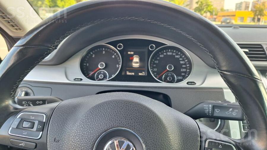 Black Volkswagen CC / Passat CC 2015 in Riga, with an engine capacity of 2.00 L and mileage of 157 thousand km for 10000 €, photo 10 on AUTOMOTO.COM.LV