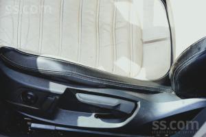 Black Volkswagen CC / Passat CC 2008 in Cesis, with an engine capacity of 2.00 L and mileage of 378 thousand km for 3650 €, photo 7 on AUTOMOTO.COM.LV