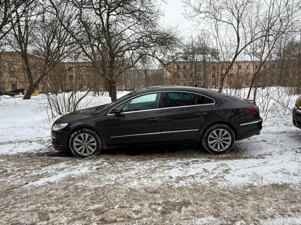 Black Volkswagen CC / Passat CC 2010 in Riga, with an engine capacity of 2.00 L and mileage of 408 thousand km for 3300 €, photo 1 on AUTOMOTO.COM.LV