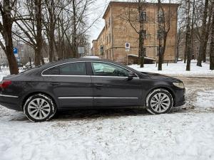 Black Volkswagen CC / Passat CC 2010 in Riga, with an engine capacity of 2.00 L and mileage of 408 thousand km for 3300 €, photo 4 on AUTOMOTO.COM.LV