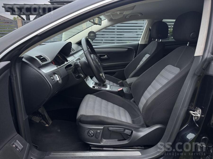 Melns Volkswagen CC / Passat CC 2013 Jelgava, ar dzinēja tilpumu 2.00 L un nobraukumu 335 tūkst. km par 6200 €, foto 11 vietnē AUTOMOTO.COM.LV