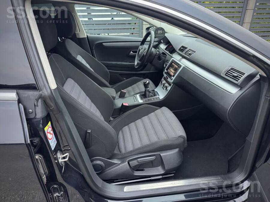 Melns Volkswagen CC / Passat CC 2013 Jelgava, ar dzinēja tilpumu 2.00 L un nobraukumu 335 tūkst. km par 6200 €, foto 14 vietnē AUTOMOTO.COM.LV