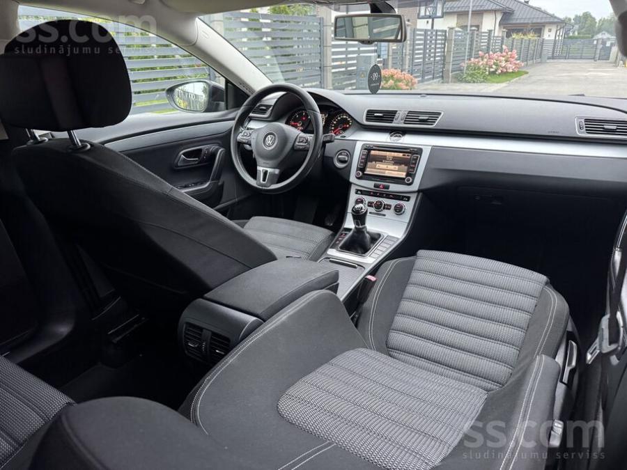 Melns Volkswagen CC / Passat CC 2013 Jelgava, ar dzinēja tilpumu 2.00 L un nobraukumu 335 tūkst. km par 6200 €, foto 15 vietnē AUTOMOTO.COM.LV