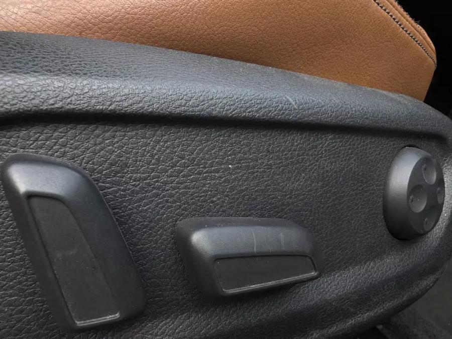 Черный Фольксваген CC / Passat CC 2008 в Рига, объемом двигателя 2.00 л и пробегом 345 тыс. км за 3990 €, фото 28 на AUTOMOTO.COM.LV