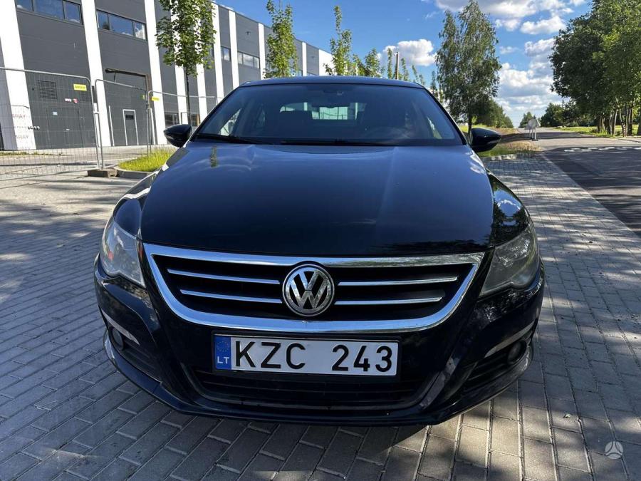 Black Volkswagen CC / Passat CC 2008 in Vilnius, with an engine capacity of 1.97 L and mileage of 350 thousand km for 3700 €, photo 3 on AUTOMOTO.COM.LV