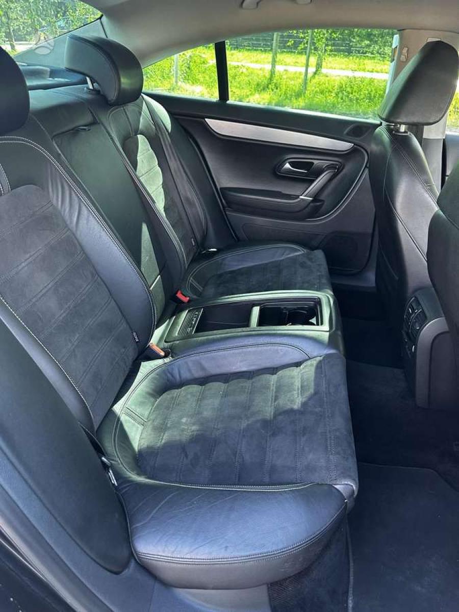 Black Volkswagen CC / Passat CC 2008 in Vilnius, with an engine capacity of 1.97 L and mileage of 350 thousand km for 3700 €, photo 11 on AUTOMOTO.COM.LV