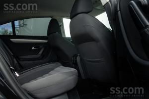 Черный Фольксваген CC / Passat CC 2008 в Елгава, объемом двигателя 2.00 л и пробегом 366 тыс. км за 5000 €, фото 10 на AUTOMOTO.COM.LV