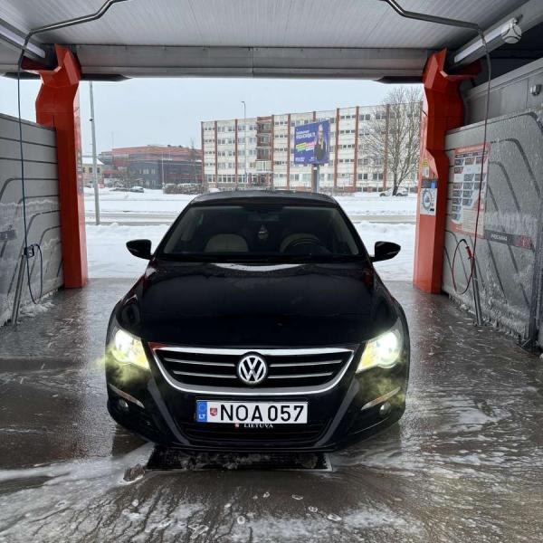 Melns Volkswagen CC / Passat CC 2009 Šauļi, ar dzinēja tilpumu 1.80 L un nobraukumu 253 tūkst. km par 4500 €, foto 1 vietnē AUTOMOTO.COM.LV