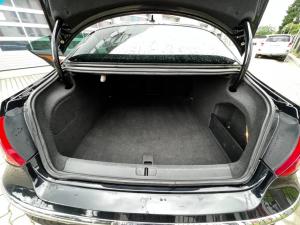 Black Volkswagen CC / Passat CC 2009 in Riga, with an engine capacity of 2.00 L and mileage of 75 thousand km for 10090 €, photo 3 on AUTOMOTO.COM.LV