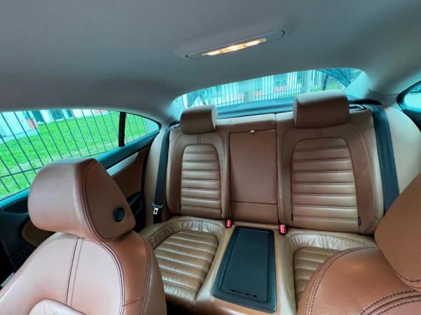 Melns Volkswagen CC / Passat CC 2009 Rīga, ar dzinēja tilpumu 2.00 L un nobraukumu 75 tūkst. km par 10090 €, foto 4 vietnē AUTOMOTO.COM.LV