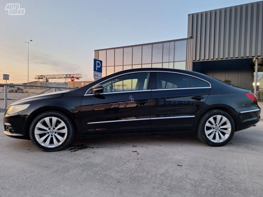 Black Volkswagen CC / Passat CC 2009 in Siauliai, with an engine capacity of 2.00 L and mileage of 378 thousand km for 4500 €, photo 3 on AUTOMOTO.COM.LV