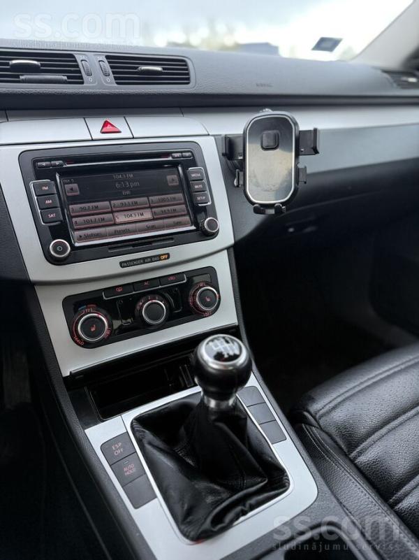 Melns Volkswagen CC / Passat CC 2010 Rīga, ar dzinēja tilpumu 2.00 L un nobraukumu 189 tūkst. km par 3900 €, foto 6 vietnē AUTOMOTO.COM.LV