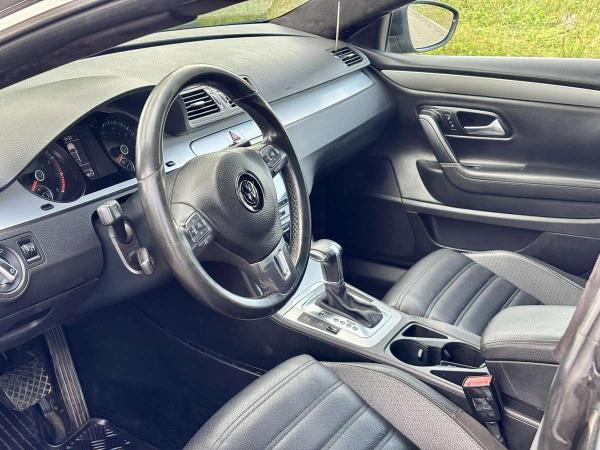 Melns Volkswagen CC / Passat CC 2010 Viļņa, ar dzinēja tilpumu 1.98 L un nobraukumu 283 tūkst. km par 3500 €, foto 8 vietnē AUTOMOTO.COM.LV