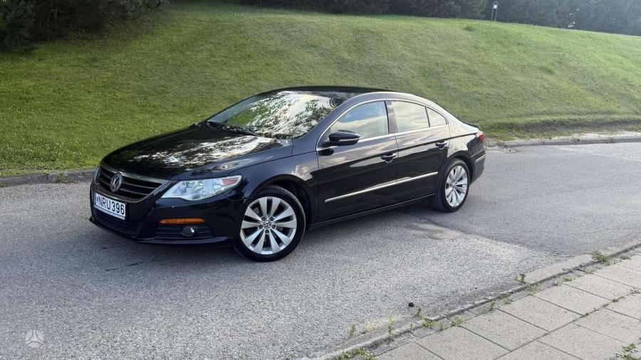 Black Volkswagen CC / Passat CC 2010 in Vilnius, with an engine capacity of 2.00 L and mileage of 178 thousand km for 2800 €, photo 3 on AUTOMOTO.COM.LV