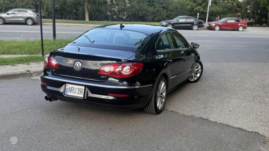 Black Volkswagen CC / Passat CC 2010 in Vilnius, with an engine capacity of 2.00 L and mileage of 178 thousand km for 2800 €, photo 5 on AUTOMOTO.COM.LV