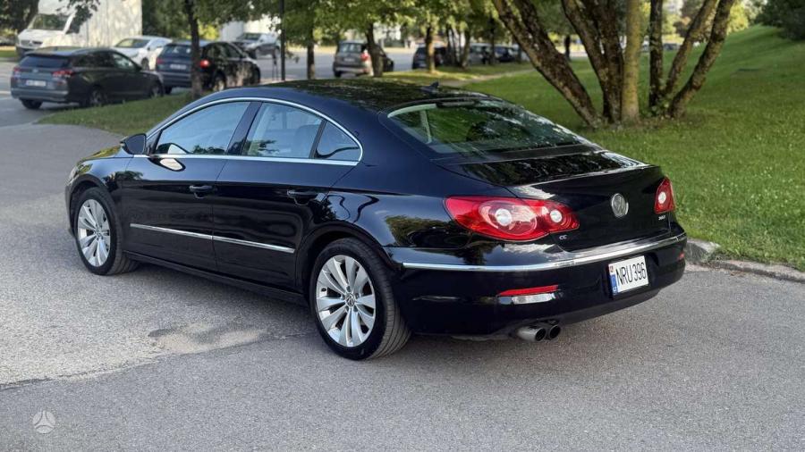 Black Volkswagen CC / Passat CC 2010 in Vilnius, with an engine capacity of 2.00 L and mileage of 178 thousand km for 2800 €, photo 11 on AUTOMOTO.COM.LV