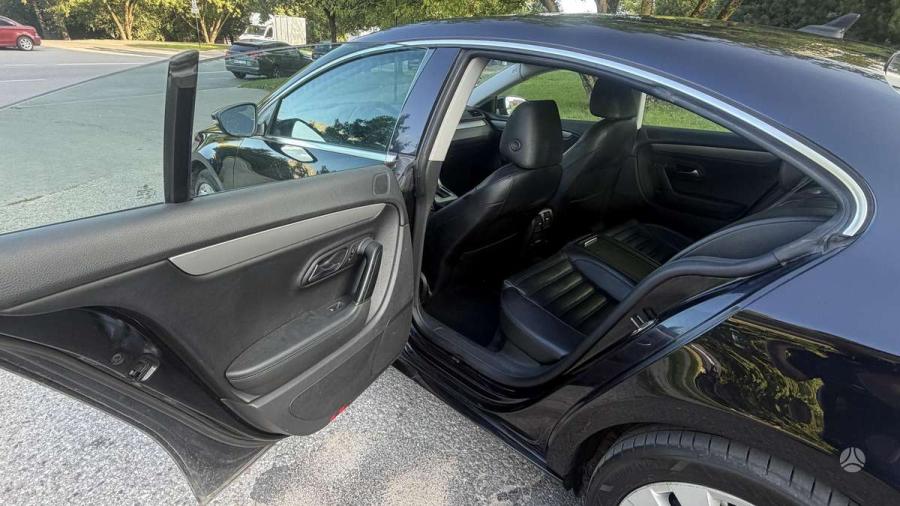 Black Volkswagen CC / Passat CC 2010 in Vilnius, with an engine capacity of 2.00 L and mileage of 178 thousand km for 2800 €, photo 24 on AUTOMOTO.COM.LV