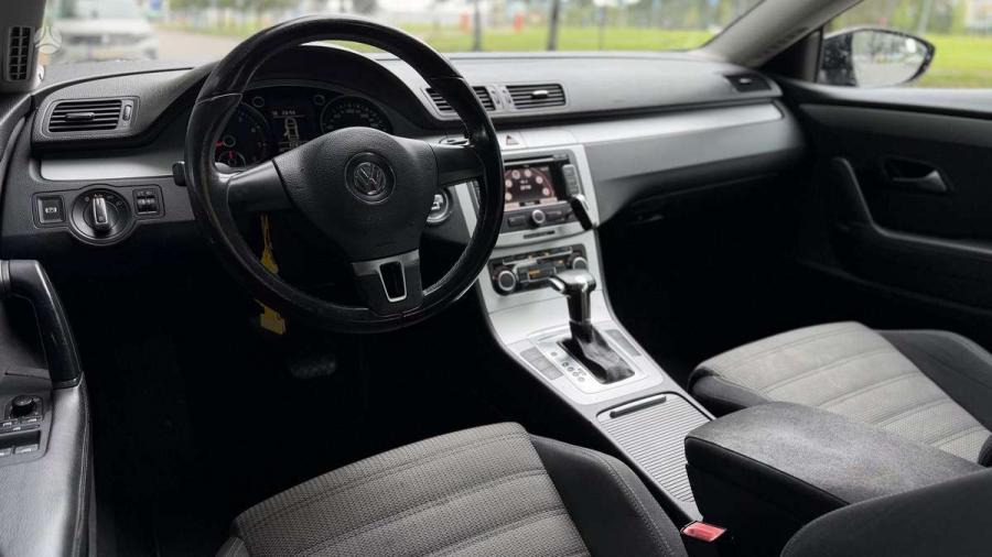 Black Volkswagen CC / Passat CC 2010 in Vilnius, with an engine capacity of 1.80 L and mileage of 279 thousand km for 2150 €, photo 10 on AUTOMOTO.COM.LV