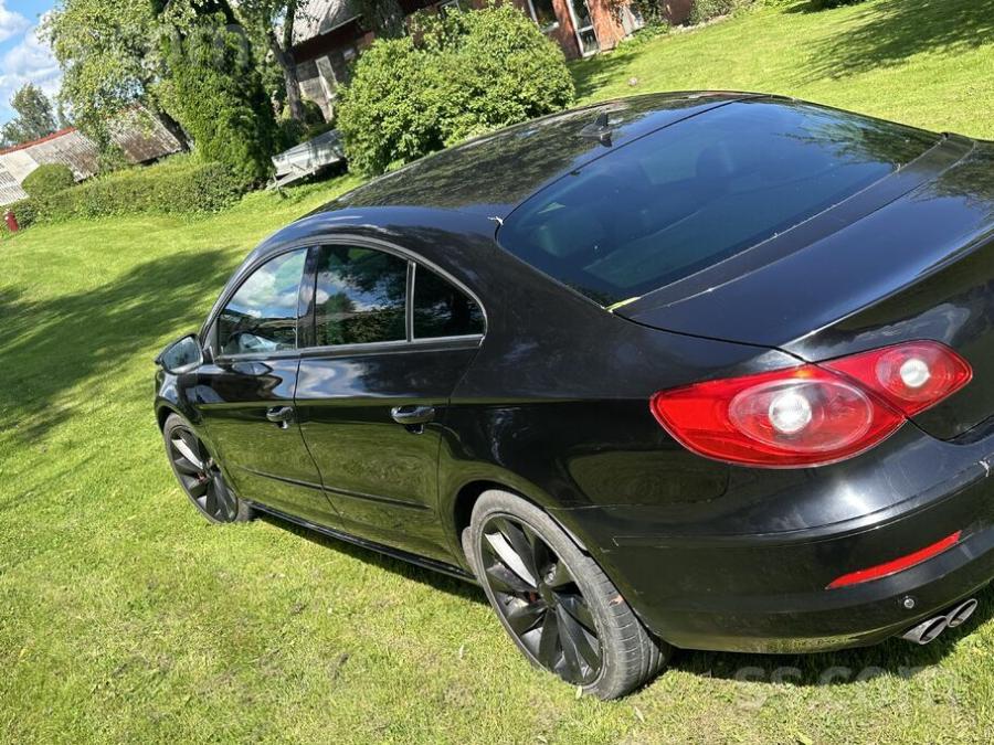 Black Volkswagen CC / Passat CC 2010 in Riga, with an engine capacity of 2.00 L and mileage of 408 thousand km for 4350 €, photo 11 on AUTOMOTO.COM.LV