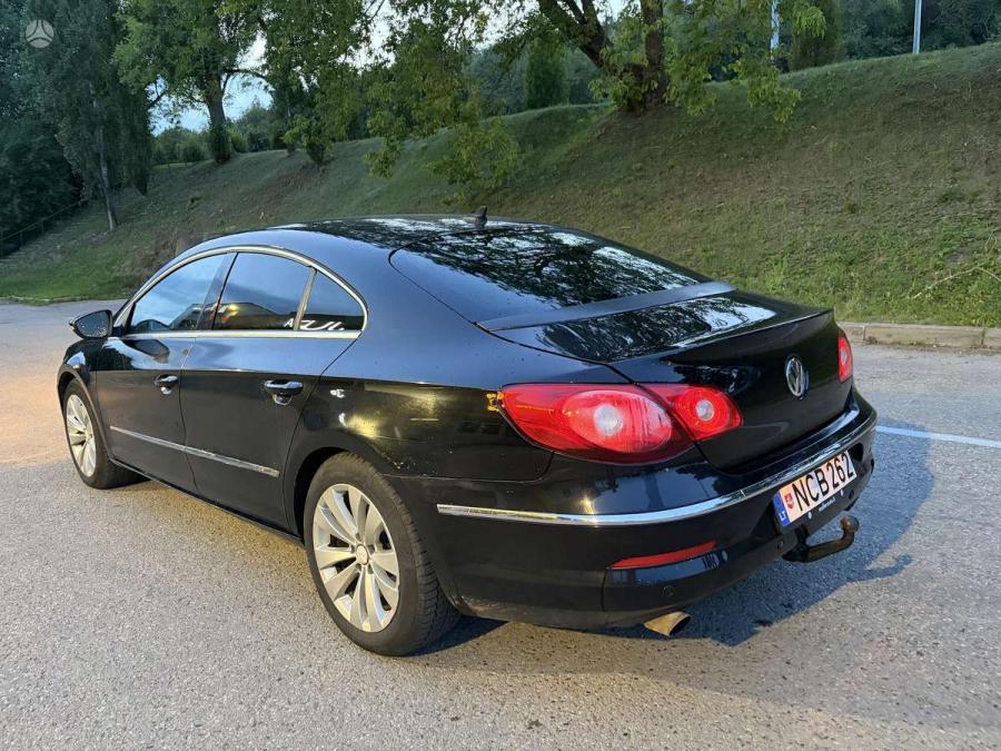 Black Volkswagen CC / Passat CC 2010 in Jonava, with an engine capacity of 2.00 L and mileage of 390 thousand km for 2000 €, photo 8 on AUTOMOTO.COM.LV
