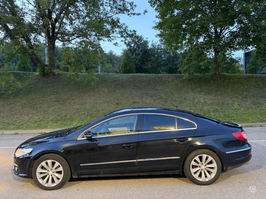 Black Volkswagen CC / Passat CC 2010 in Jonava, with an engine capacity of 2.00 L and mileage of 390 thousand km for 2000 €, photo 9 on AUTOMOTO.COM.LV