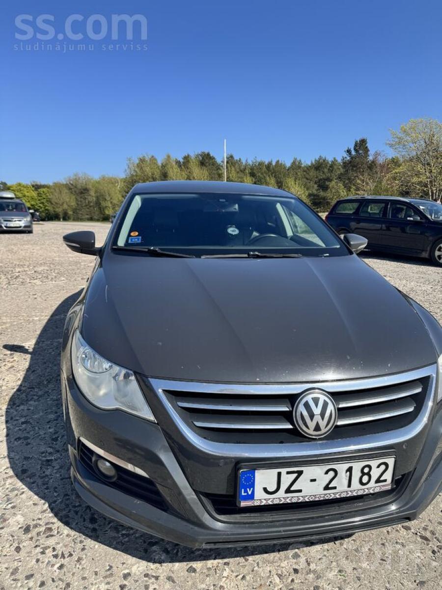 Black Volkswagen CC / Passat CC 2011 in Liepaja, with an engine capacity of 2.00 L and mileage of 304 thousand km for 5900 €, photo 5 on AUTOMOTO.COM.LV