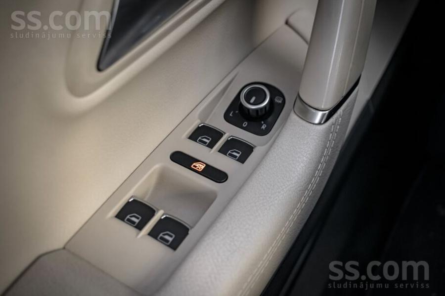 Melns Volkswagen CC / Passat CC 2011 Rīga, ar dzinēja tilpumu 1.80 L un nobraukumu 188 tūkst. km par 6250 €, foto 15 vietnē AUTOMOTO.COM.LV