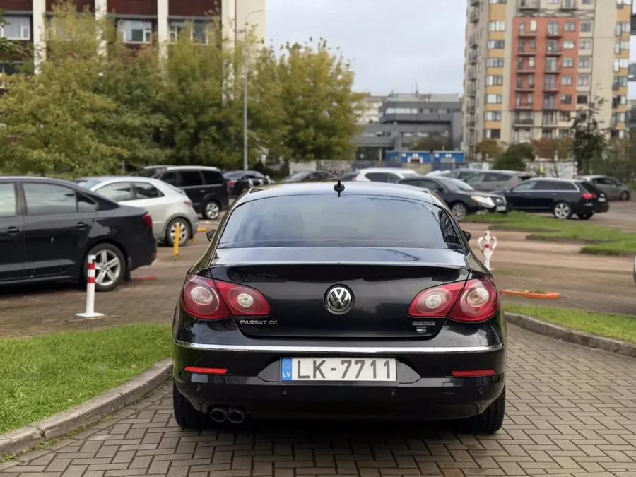 Черный Фольксваген CC / Passat CC 2011 в Рига, объемом двигателя 2.00 л и пробегом 384 тыс. км за 3990 €, фото 5 на AUTOMOTO.COM.LV