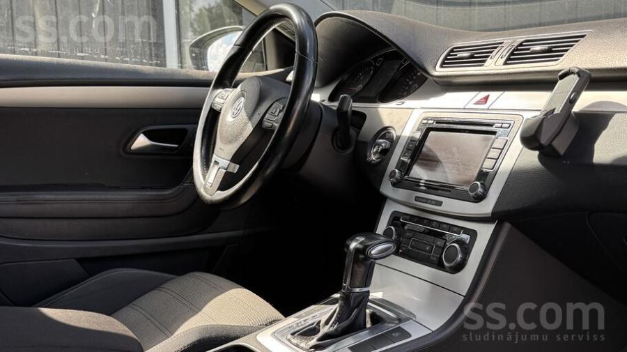 Melns Volkswagen CC / Passat CC 2011 Rīga, ar dzinēja tilpumu 2.00 L un nobraukumu 365 tūkst. km par 3350 €, foto 11 vietnē AUTOMOTO.COM.LV
