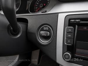 Black Volkswagen CC / Passat CC 2011 in Tallinn, with an engine capacity of 1.80 L and mileage of 252 thousand km for 5590 €, photo 16 on AUTOMOTO.COM.LV