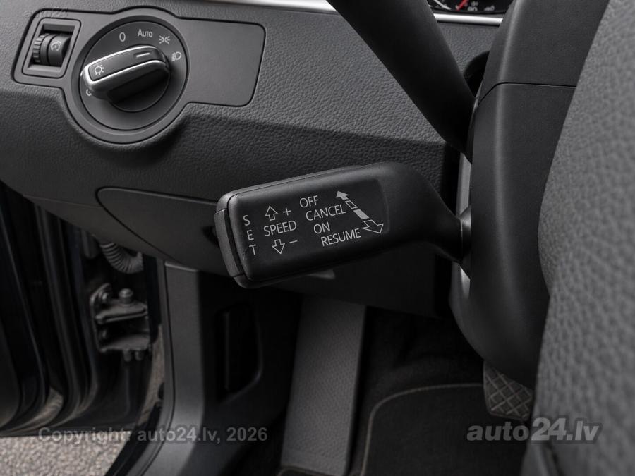 Black Volkswagen CC / Passat CC 2011 in Tallinn, with an engine capacity of 1.80 L and mileage of 252 thousand km for 5590 €, photo 17 on AUTOMOTO.COM.LV