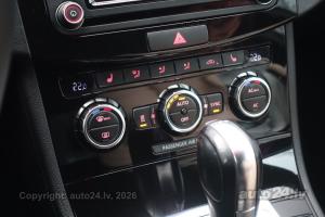 Black Volkswagen CC / Passat CC 2012 in Tallinn, with an engine capacity of 3.60 L and mileage of 302 thousand km for 8900 €, photo 12 on AUTOMOTO.COM.LV