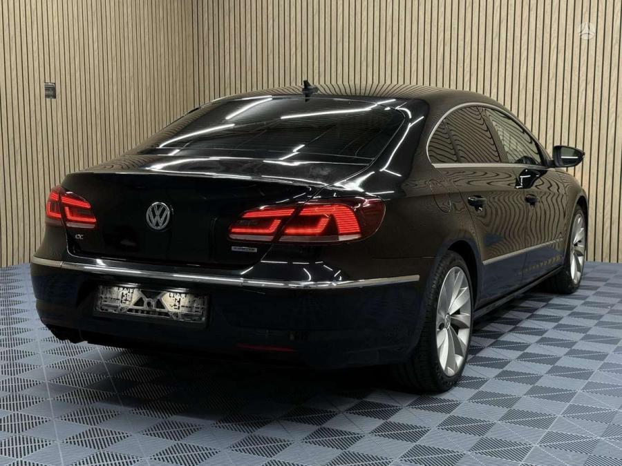 Black Volkswagen CC / Passat CC 2012 in Marijampole, with an engine capacity of 1.97 L and mileage of 245 thousand km for 7900 €, photo 8 on AUTOMOTO.COM.LV