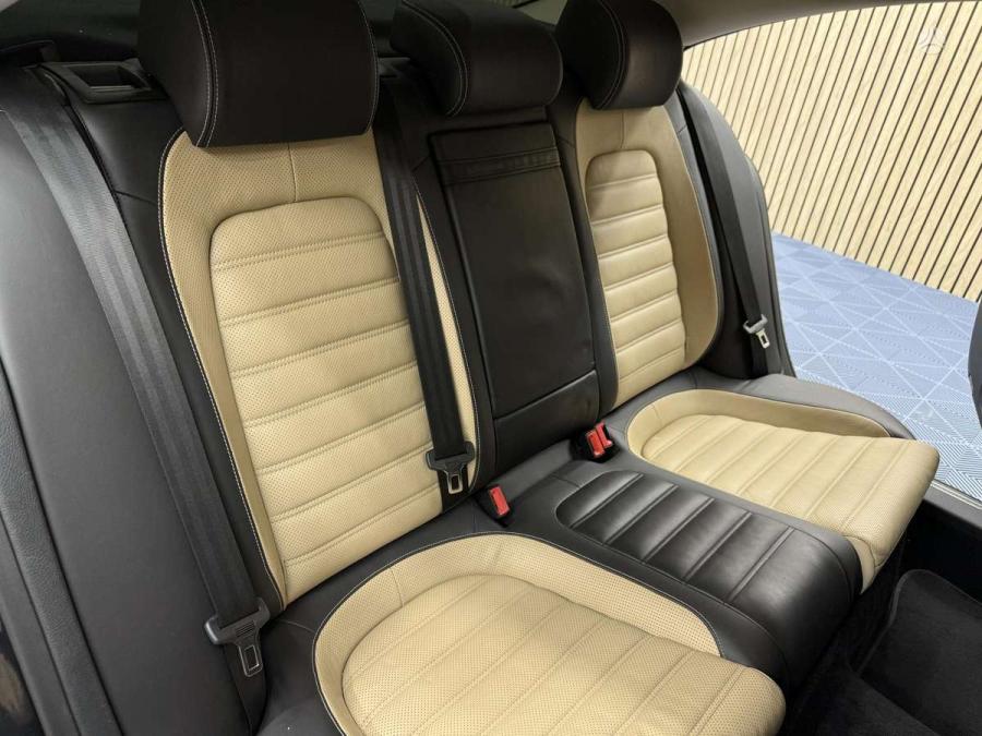 Black Volkswagen CC / Passat CC 2012 in Marijampole, with an engine capacity of 1.97 L and mileage of 245 thousand km for 7900 €, photo 16 on AUTOMOTO.COM.LV