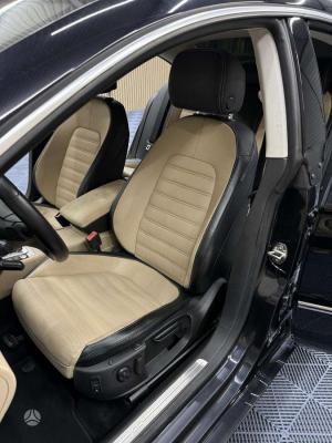 Black Volkswagen CC / Passat CC 2012 in Marijampole, with an engine capacity of 1.97 L and mileage of 245 thousand km for 7900 €, photo 18 on AUTOMOTO.COM.LV