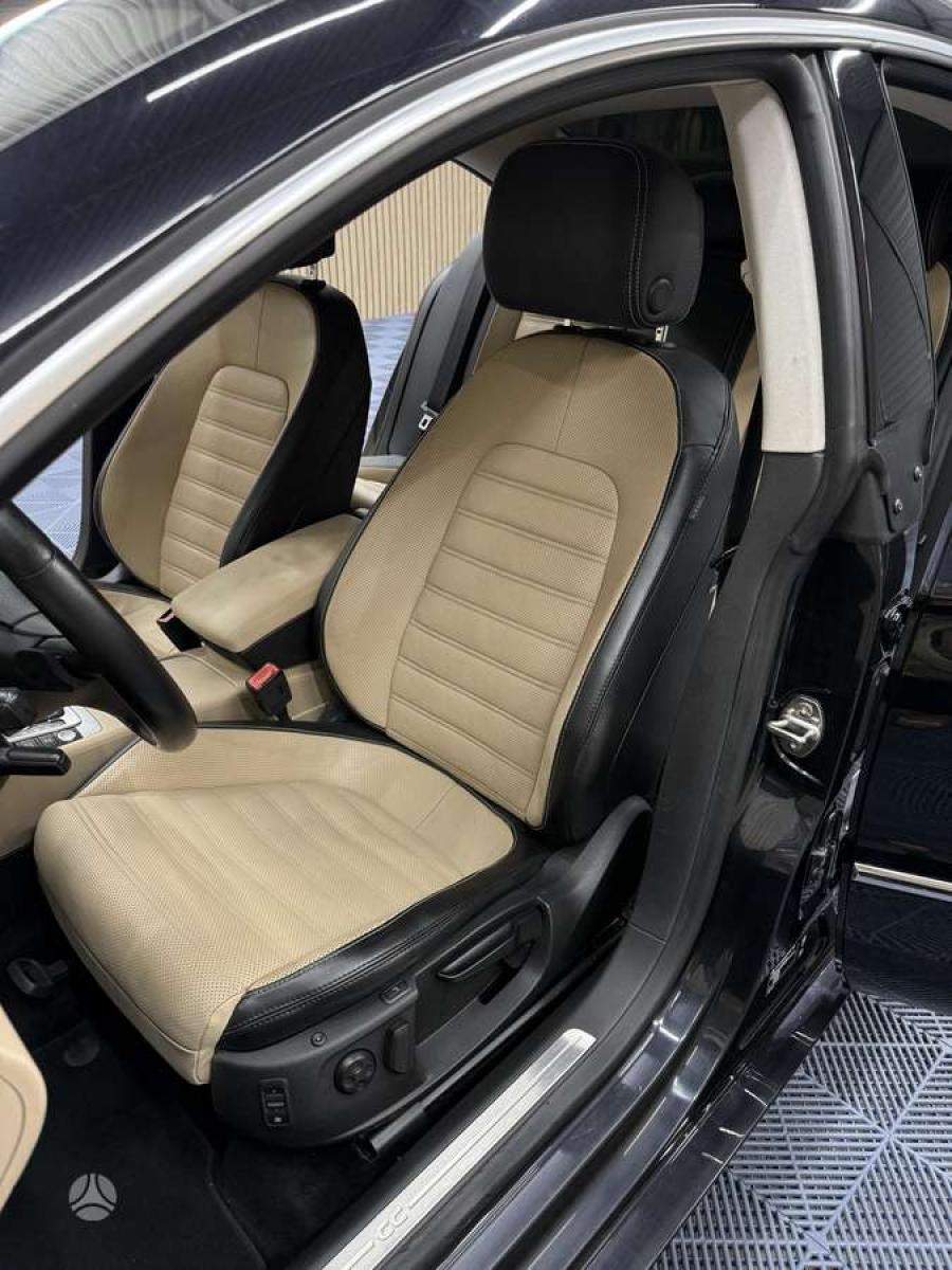 Black Volkswagen CC / Passat CC 2012 in Marijampole, with an engine capacity of 1.97 L and mileage of 245 thousand km for 7900 €, photo 18 on AUTOMOTO.COM.LV