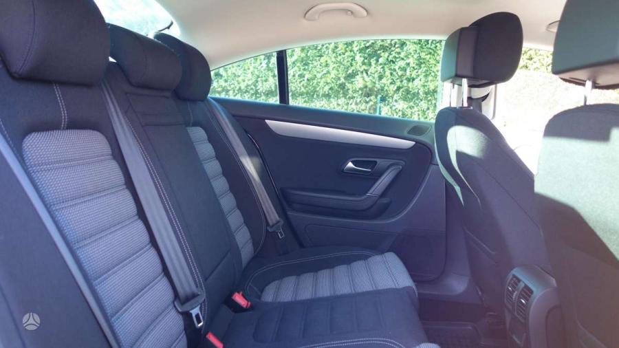 Black Volkswagen CC / Passat CC 2013 in Klaipeda, with an engine capacity of 1.97 L and mileage of 244 thousand km for 8500 €, photo 14 on AUTOMOTO.COM.LV