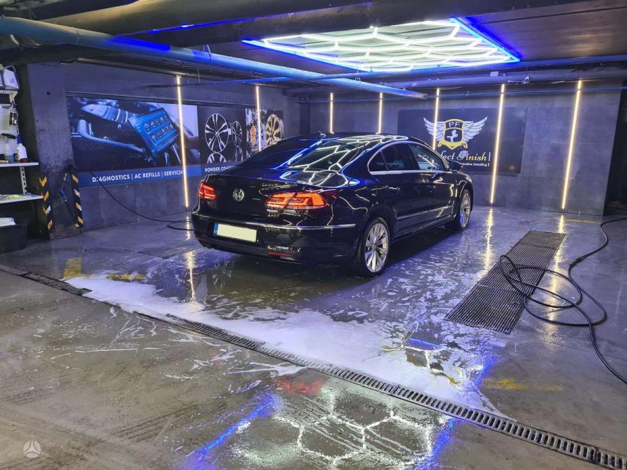 Black Volkswagen CC / Passat CC 2013 in Klaipeda, with an engine capacity of 1.97 L and mileage of 244 thousand km for 8500 €, photo 15 on AUTOMOTO.COM.LV