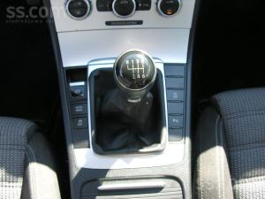 Black Volkswagen CC / Passat CC 2014 in Riga, with an engine capacity of 1.40 L and mileage of 117 thousand km for 8900 €, photo 16 on AUTOMOTO.COM.LV