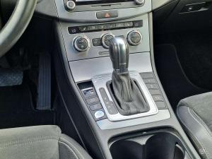 Black Volkswagen CC / Passat CC 2014 in Vilnius, with an engine capacity of 1.97 L and mileage of 299 thousand km for 7650 €, photo 17 on AUTOMOTO.COM.LV