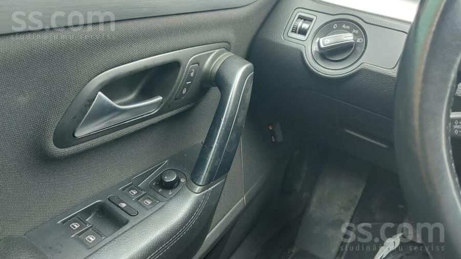Melns Volkswagen CC / Passat CC 2014 Daugavpils, ar dzinēja tilpumu 1.40 L un nobraukumu 0 tūkst. km par 8600 €, foto 15 vietnē AUTOMOTO.COM.LV