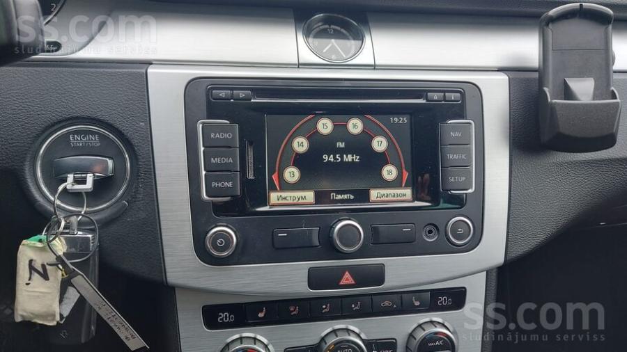 Melns Volkswagen CC / Passat CC 2014 Daugavpils, ar dzinēja tilpumu 1.40 L un nobraukumu 0 tūkst. km par 8600 €, foto 19 vietnē AUTOMOTO.COM.LV