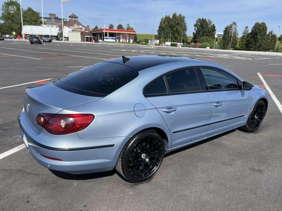 Blue Volkswagen CC / Passat CC 2010 in Plunge, with an engine capacity of 2.00 L and mileage of 293 thousand km for 5499 €, photo 4 on AUTOMOTO.COM.LV