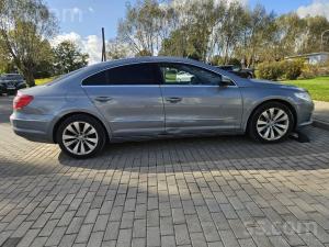Синий Фольксваген CC / Passat CC 2009 в Валмиера, объемом двигателя 2.00 л и пробегом 440 тыс. км за 1950 €, фото 8 на AUTOMOTO.COM.LV