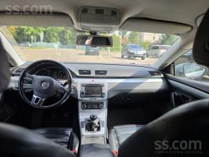 Blue Volkswagen CC / Passat CC 2008 in Riga, with an engine capacity of 1.80 L and mileage of 257 thousand km for 5000 €, photo 9 on AUTOMOTO.COM.LV